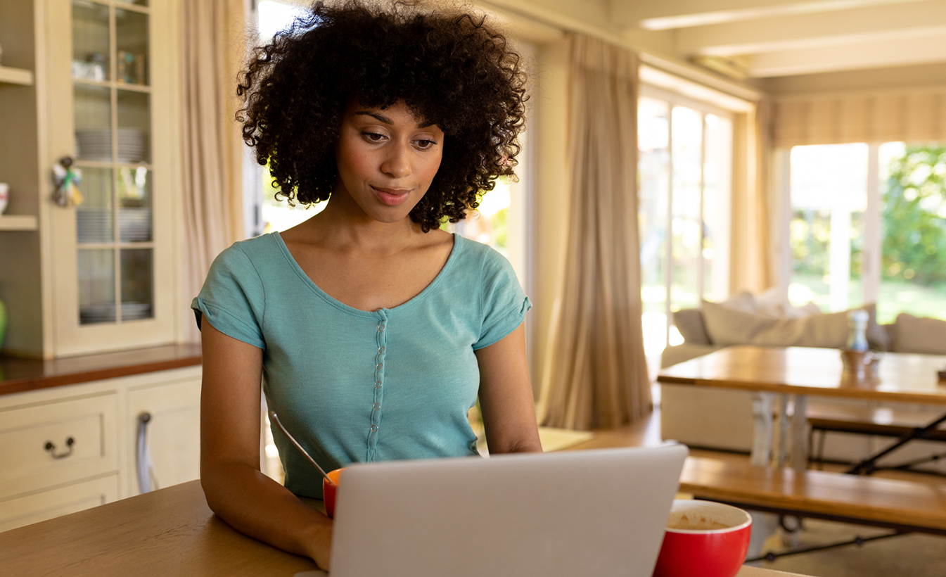 What’s the Difference Between IVR and Voice Intelligent Virtual ...